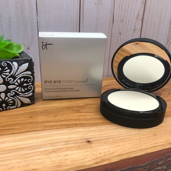 it cosmetics | Makeup | It Cosmetics Bye Bye Pores Pressed Powder ...